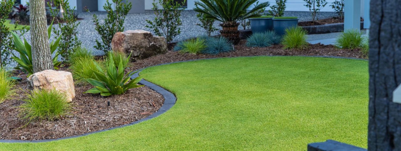 On-Trend Lawn Edging Options! | Cobbitty Lawn Turf